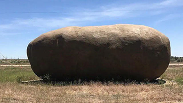 Is Staying In A Giant Potato A-Peeling To You? Thanks To Airbnb You Can ...